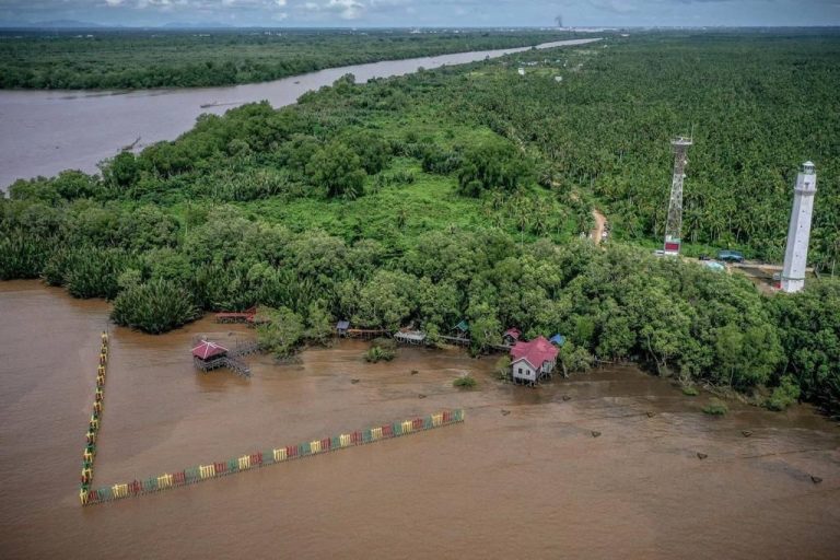 Ada Ekowisata Asyik di Desa Wisata Sungai Kupah Kalbar - travelounge.co